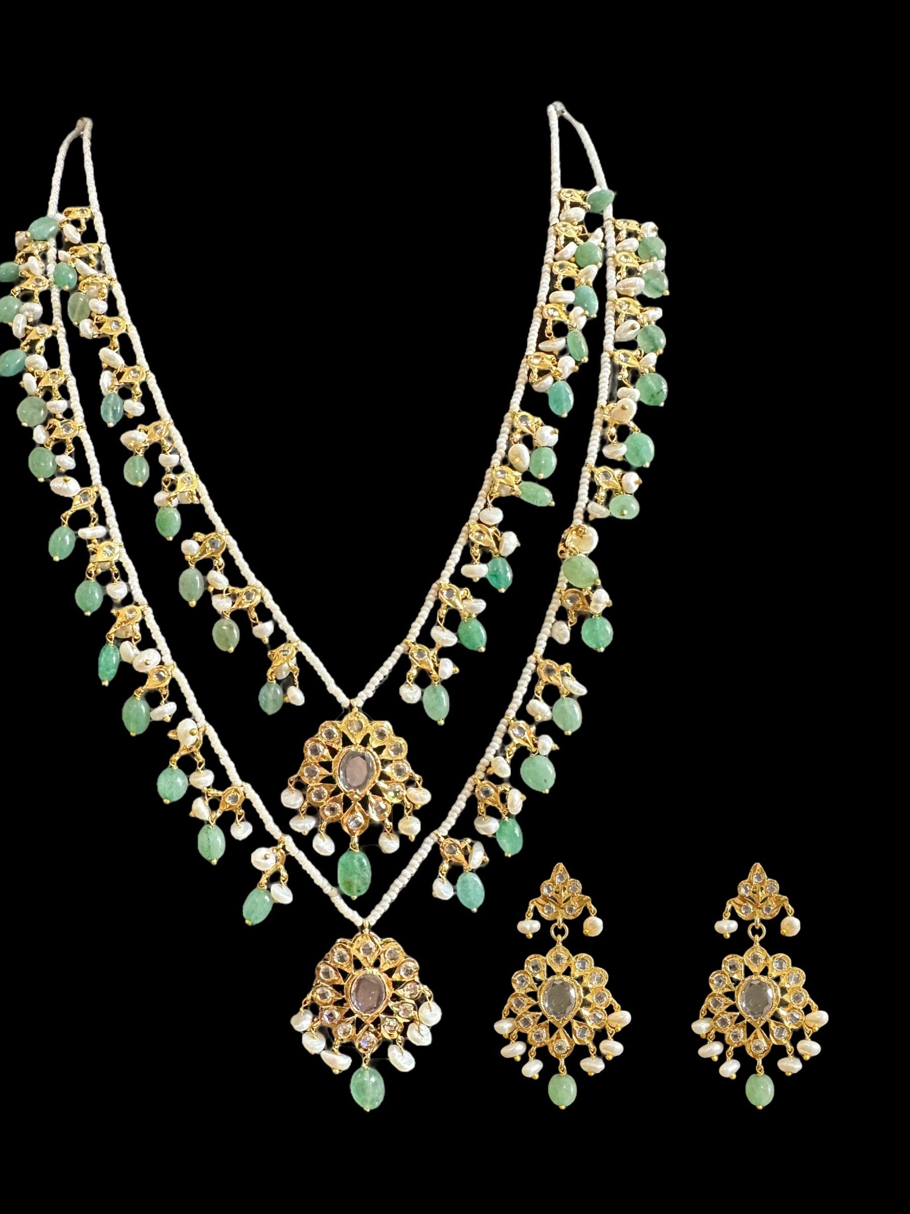 SAT86 Gold plated Satlada with fresh water pearls and emerald beads ...